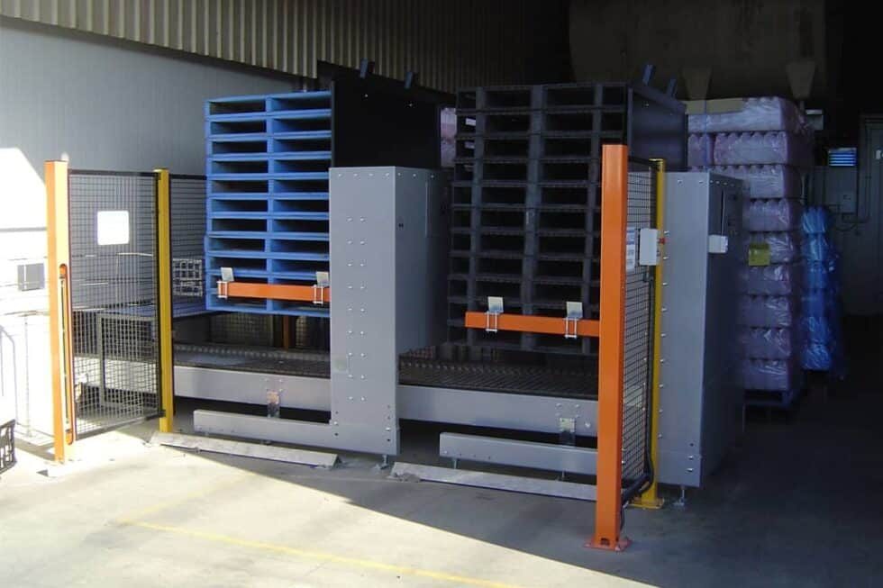 Automated pallet dispenser & pallet stacker | PHS Innovate